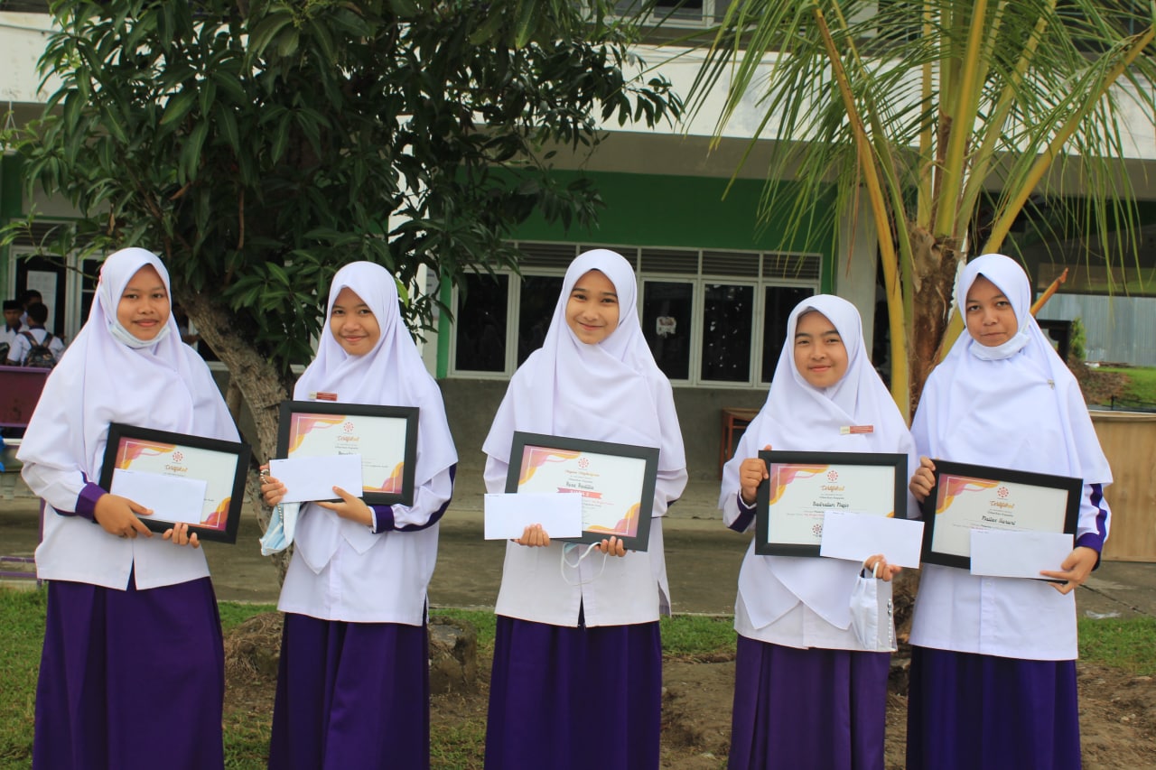 SMK Grafika MSBS Cetak Generasi Desainer Grafis Profesional - PESANTREN ...
